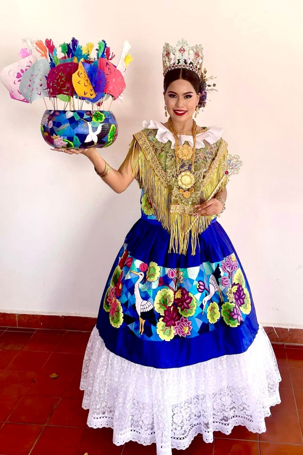 El traje de tehuana: distintivo del empoderamiento de la mujer istmeña ...